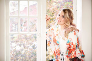 Interview With Country Singer Lisa Nicole - My VanCity