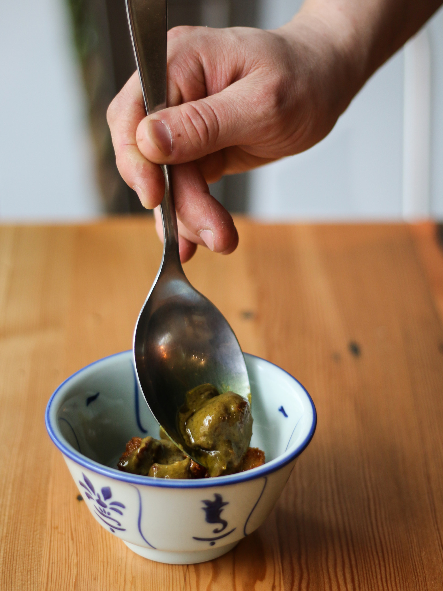 #TasteofThursday Yarrow Meadows Duck Curry with Potato Rösti By Felix ...