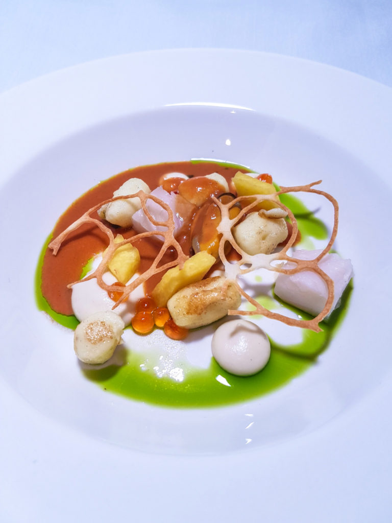 FORT BERENS ESTATE WINERY PINOT GRIS UNCOVERED; DAGERAAD BLONDE CROWNED ...