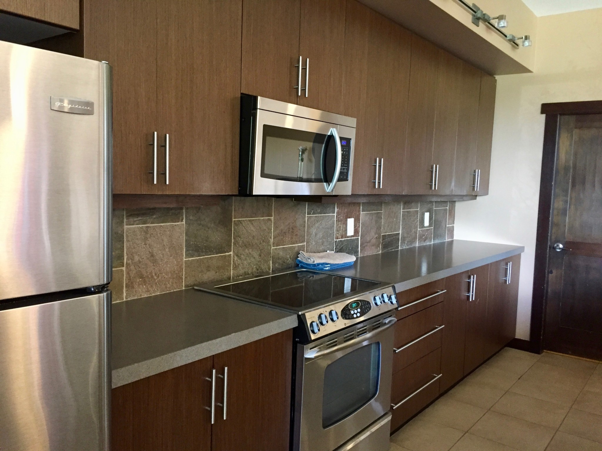 Weekend getaway to Sunrise Ridge Waterfront Resort – Parksville - My ...