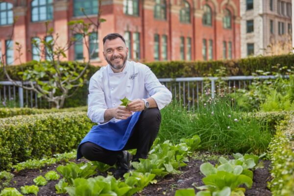 Chef Harris Sakalis Named New Executive Chef of Fairmont Waterfront ...